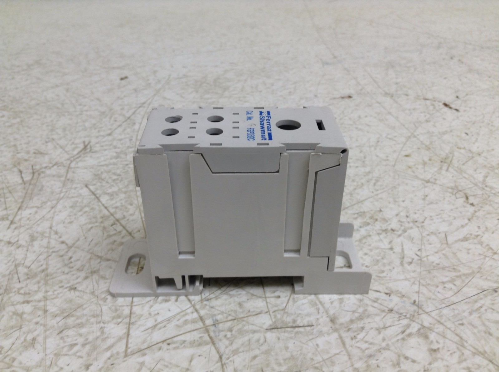 Ferraz Gould Shawmut FSPDB2C 600 V 175 Amp Tap Distribution Block (TSC ...