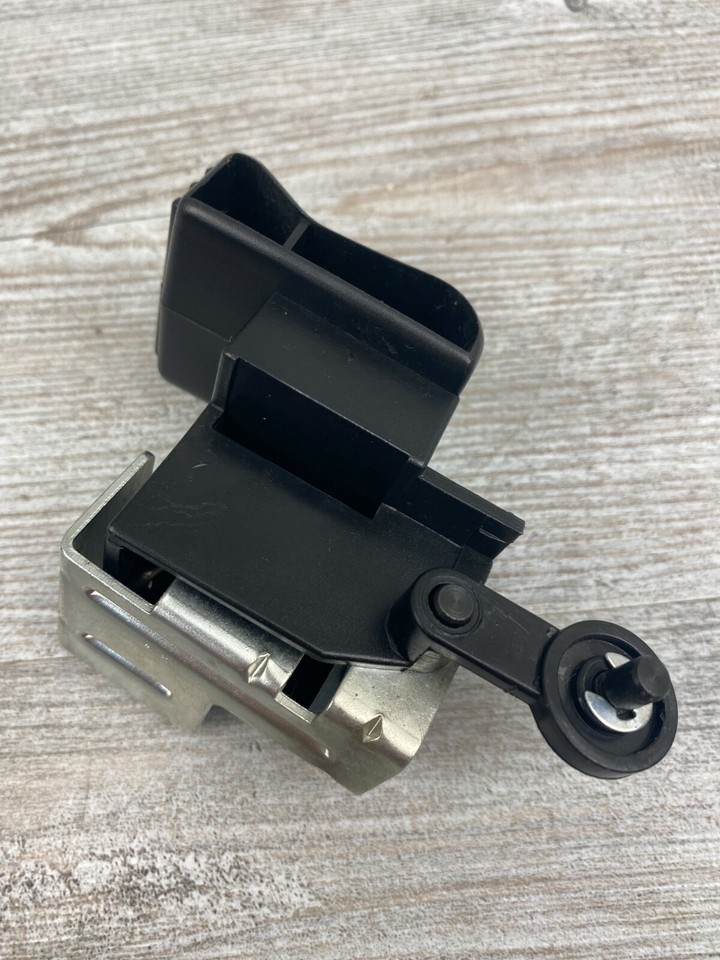 Fantom FM760 Bagless Technology, Twister Floor Tool Rug Pedal, Brush ...