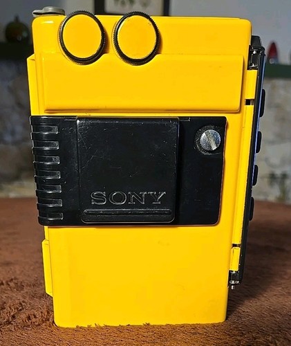 Vintage Sony Yellow Sports Walkman AM FM Radio Cassette Player WM-F45 ...