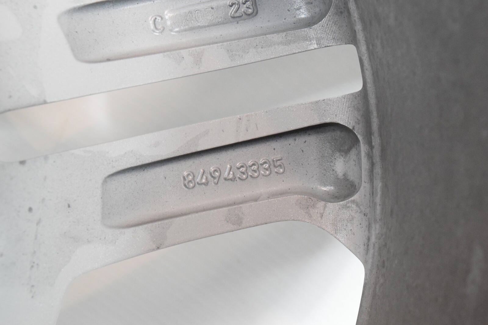 4 BRAND NEW OEM 20" Silver Chevy Tahoe Silverado Suburban 84943335 | eBay