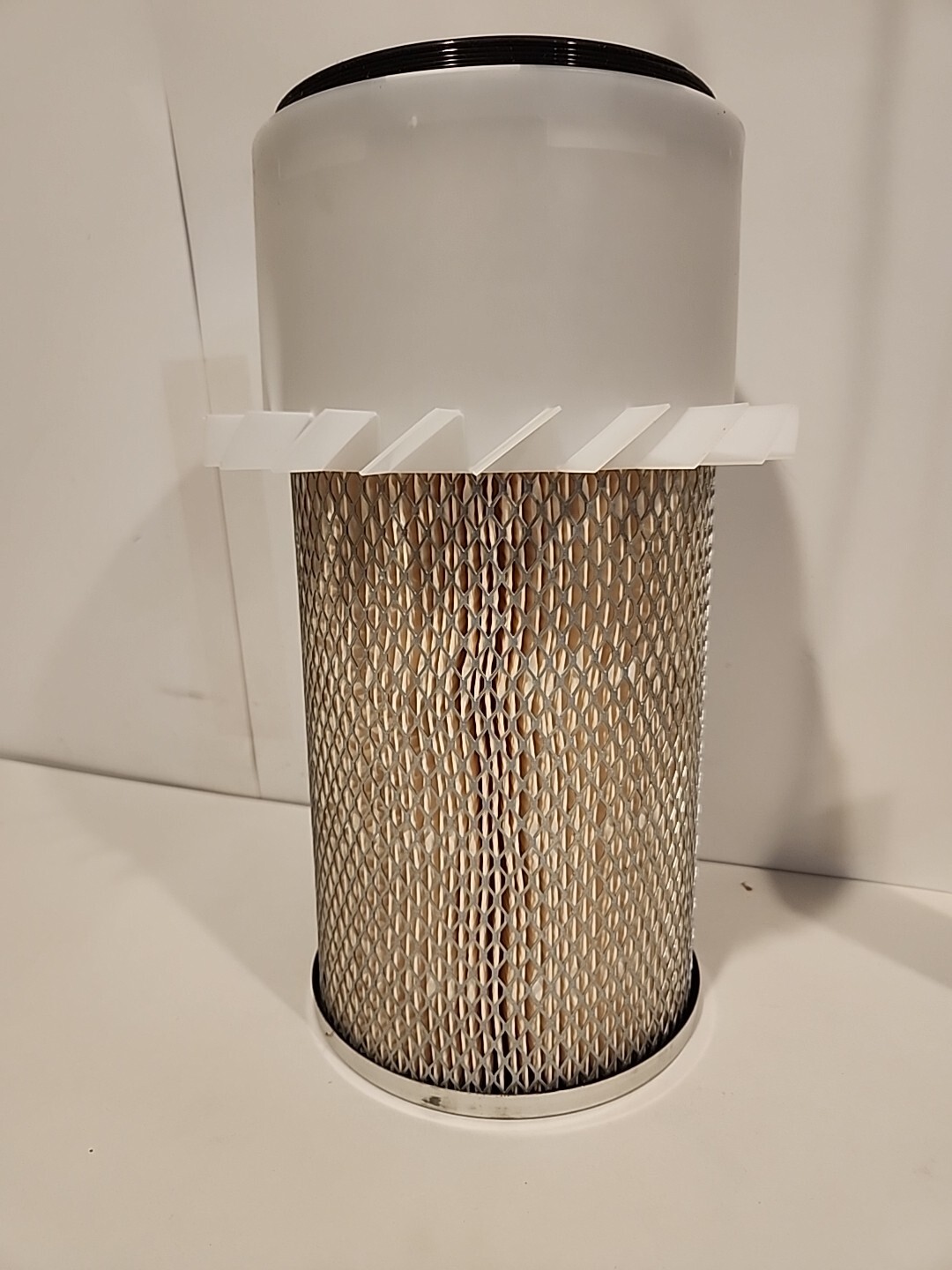 NAPA 2126 - Air filter cross reference