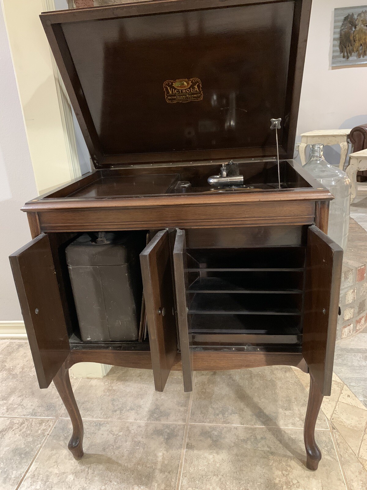 Vintage Victrola Victor Talking Machine, | Grelly USA