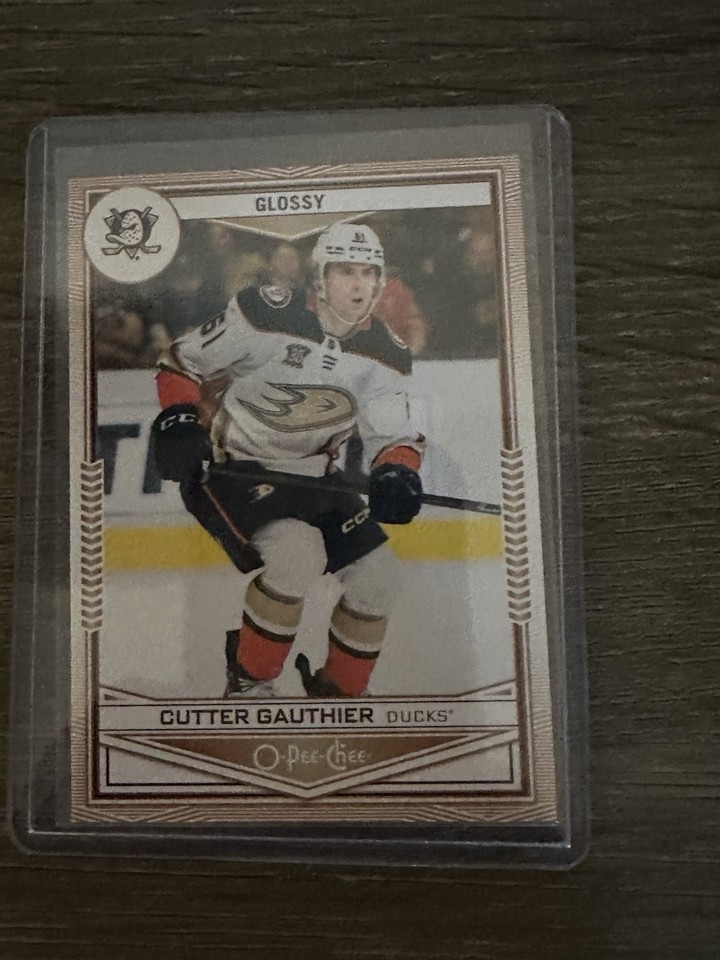 Logan Stankoven / Cutter Gauthier Young Guns + RCs Lot (6 Cards ...