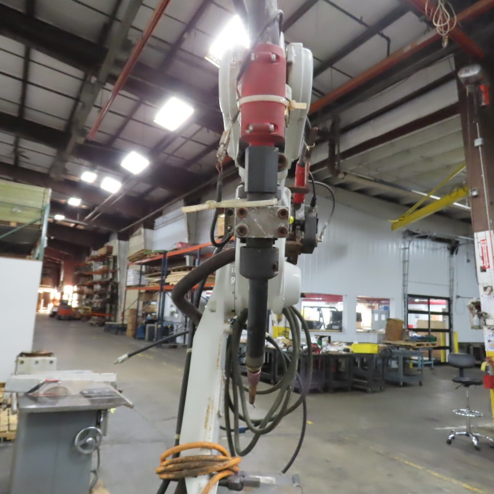 Panasonic YA-1 YA-1QAR81U06 6-Axis Welding Robot W/Base, Feeder&Gun YT ...
