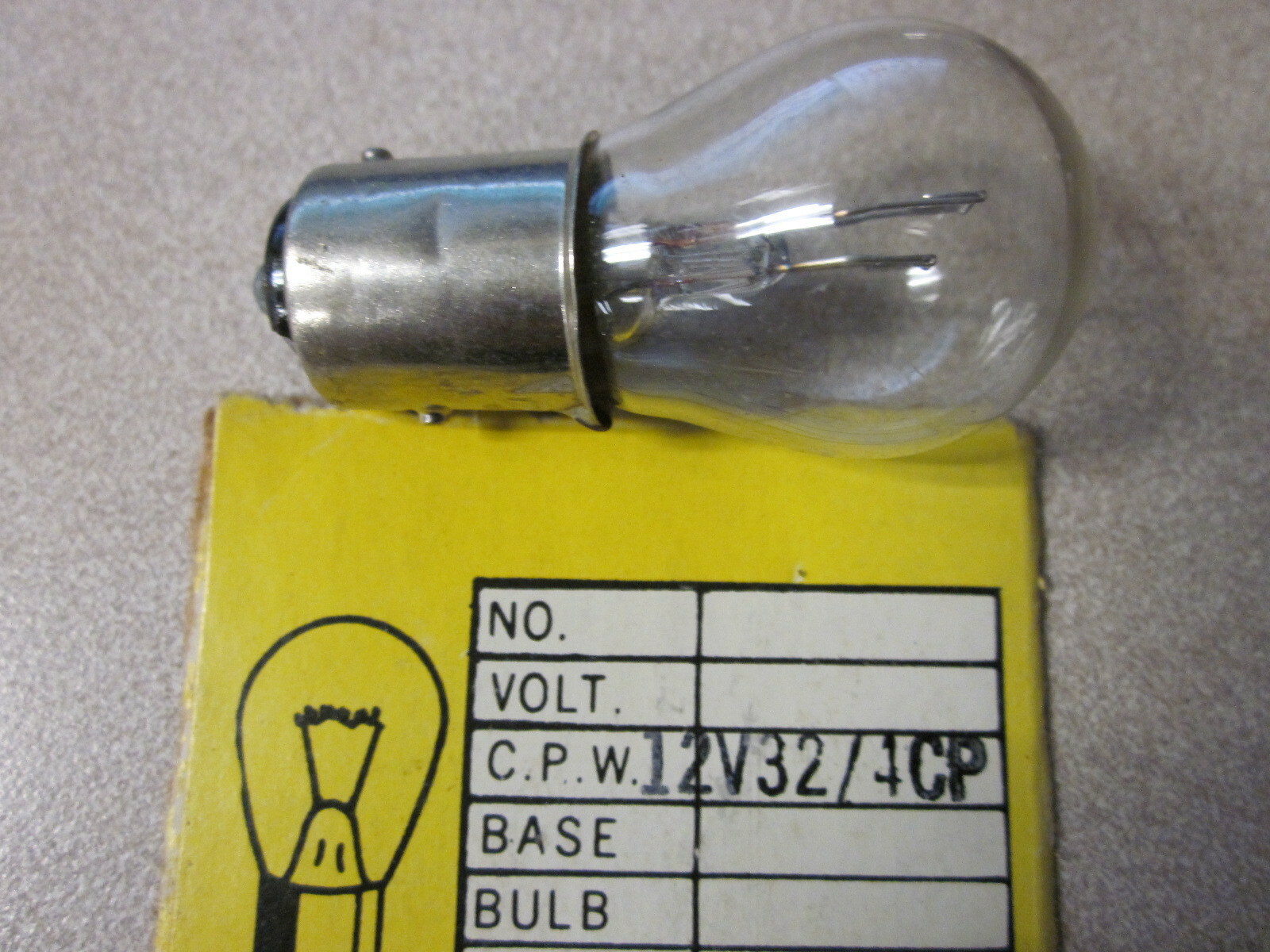 NOS Car Motorcycle Universal Stop/Tail & Indicator Bulb 12v32/4CP Qty 1 ...
