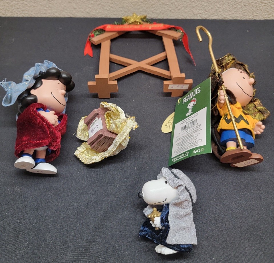 Snoopy Peanuts Christmas Pageant Dept 56 Figurines Set Nativity New ...