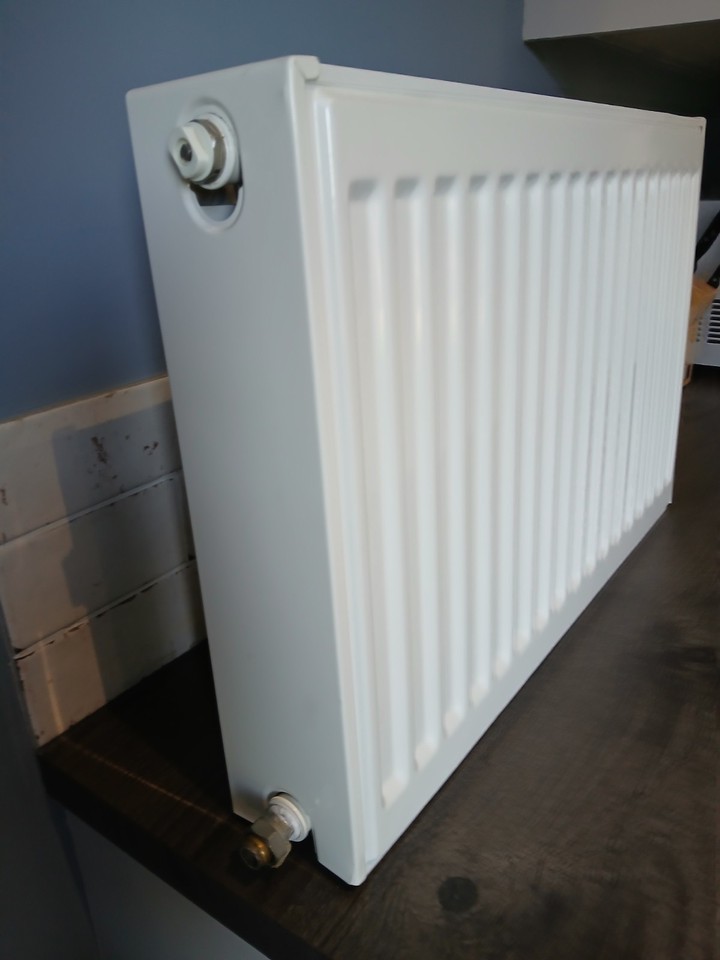 Type 22 double-panel convector radiator 600mm x 400mm | eBay UK