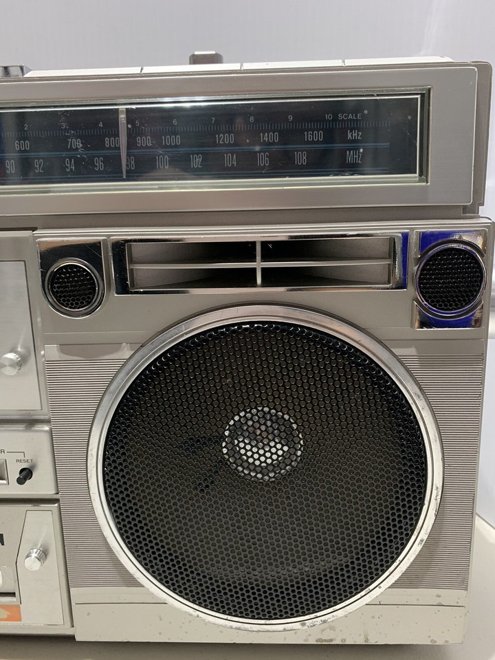 Audiologic SCR-3266 boombox am/fm stereo/studio two cassette recorder ...