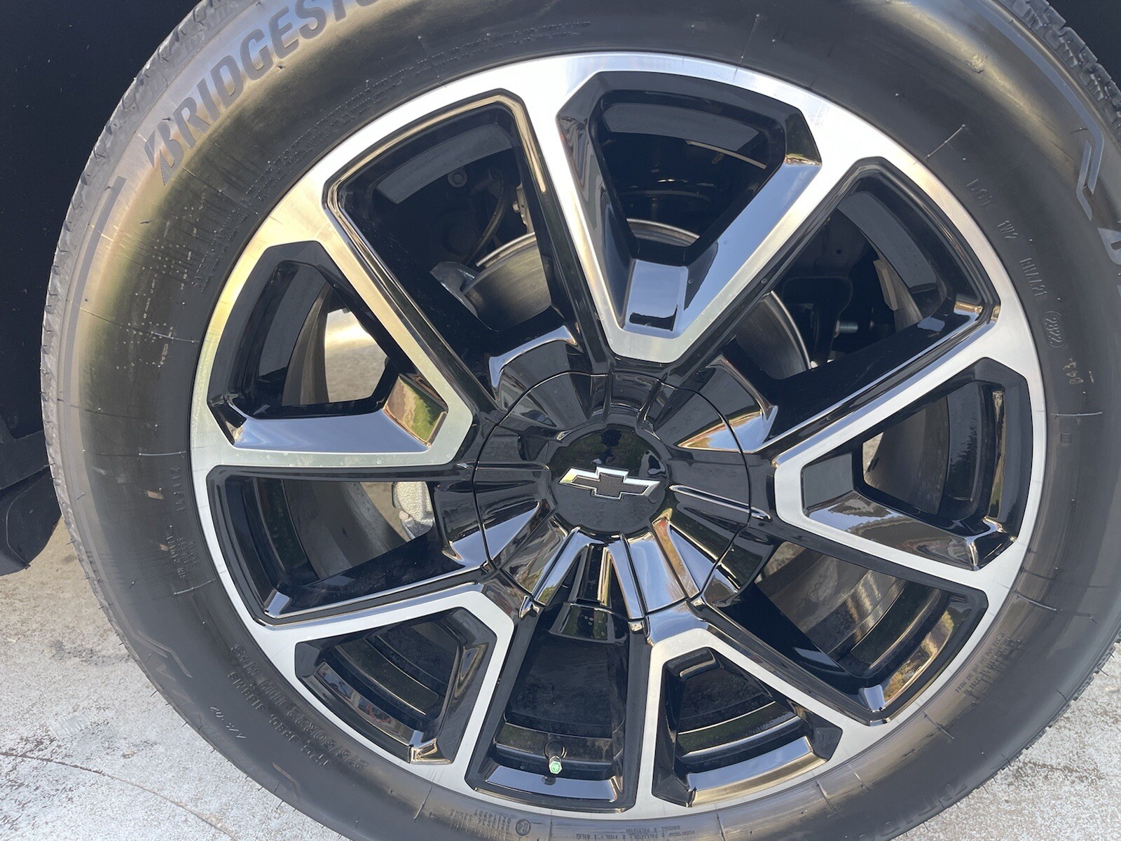 Chevy 2023 Tahoe RST OEM black wheel/tire Set. Brand New!! | eBay