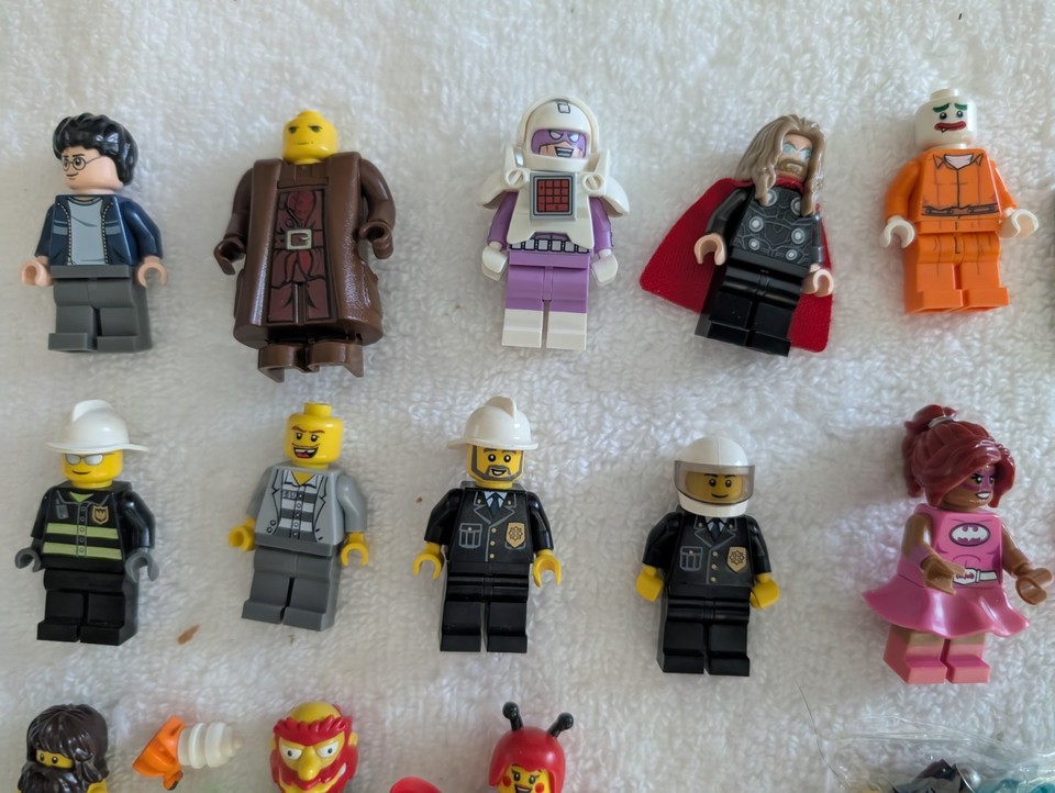Lego Mixed Themes Minifigures Lot. See Details And Pics. | eBay