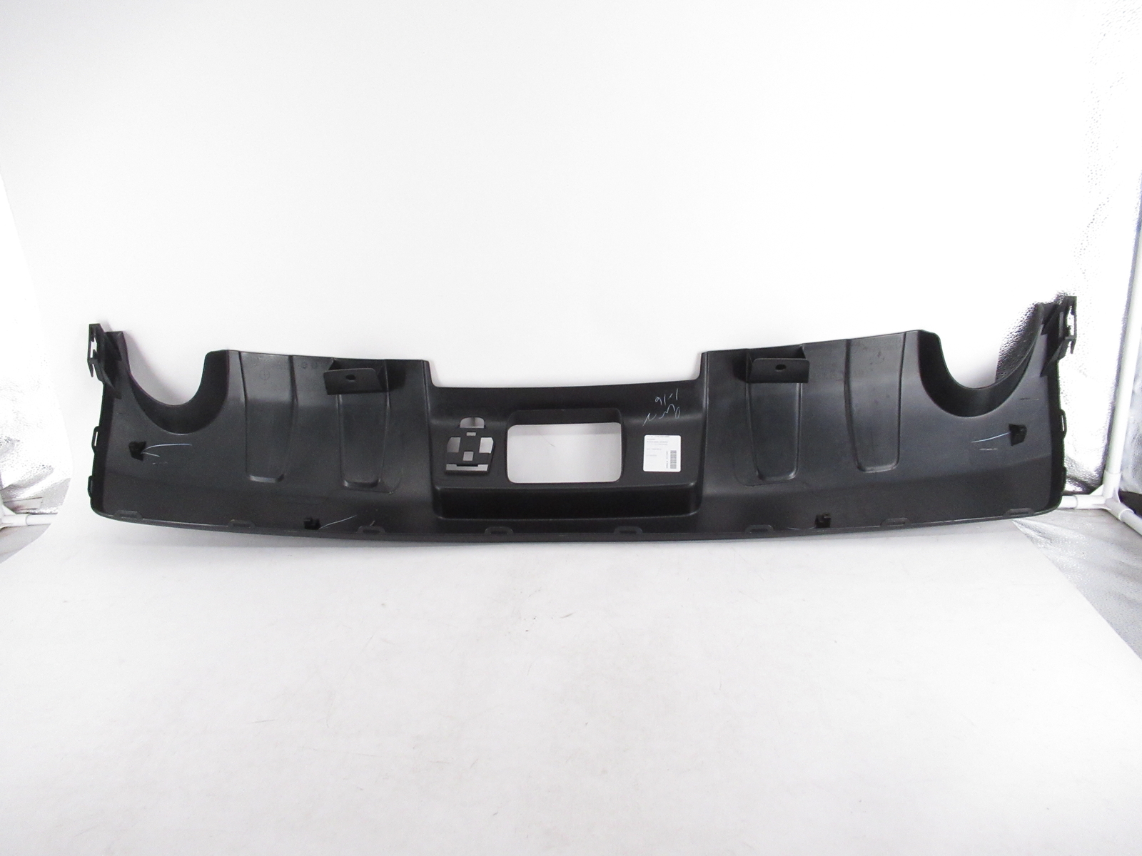 Genuine OEM Honda 71502-SZA-A00ZA Rear Bumper Skid Garnish *Nh533* | eBay