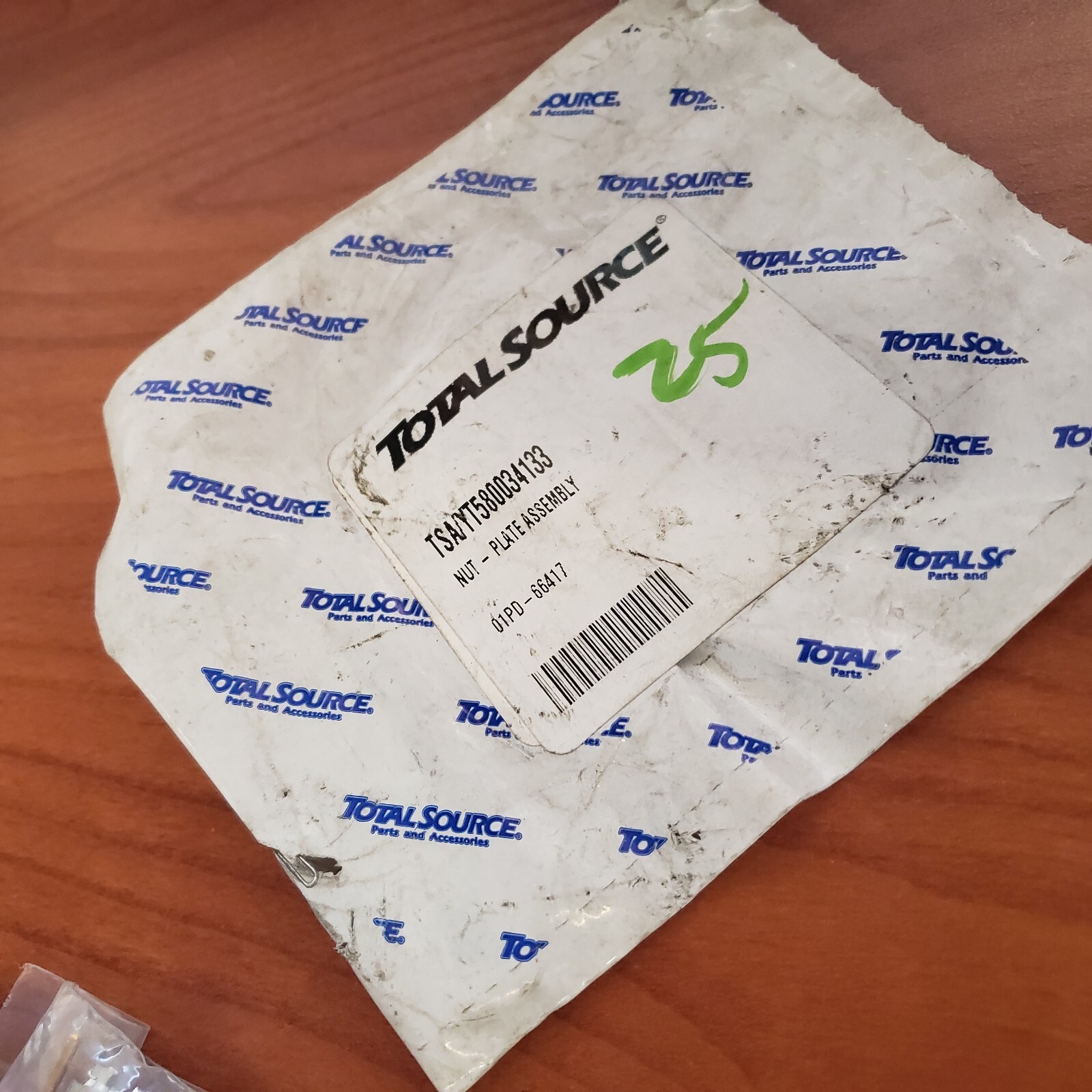 NEW Clark Yale Total Source Forklift Nut Plate plate # TSA/YT580034133 ...