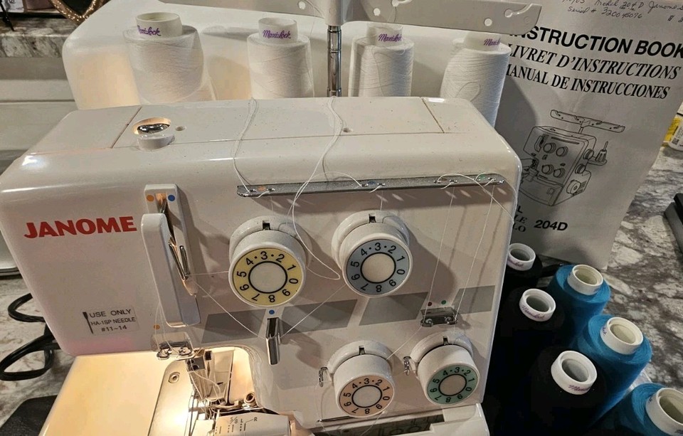 Janome 204D Serger Machine 2005 With Case Thread Tools | eBay
