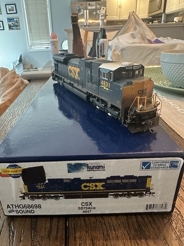 Athearn Genesis HO-Scale SD-70M SP DCC with Sound #4831 | eBay