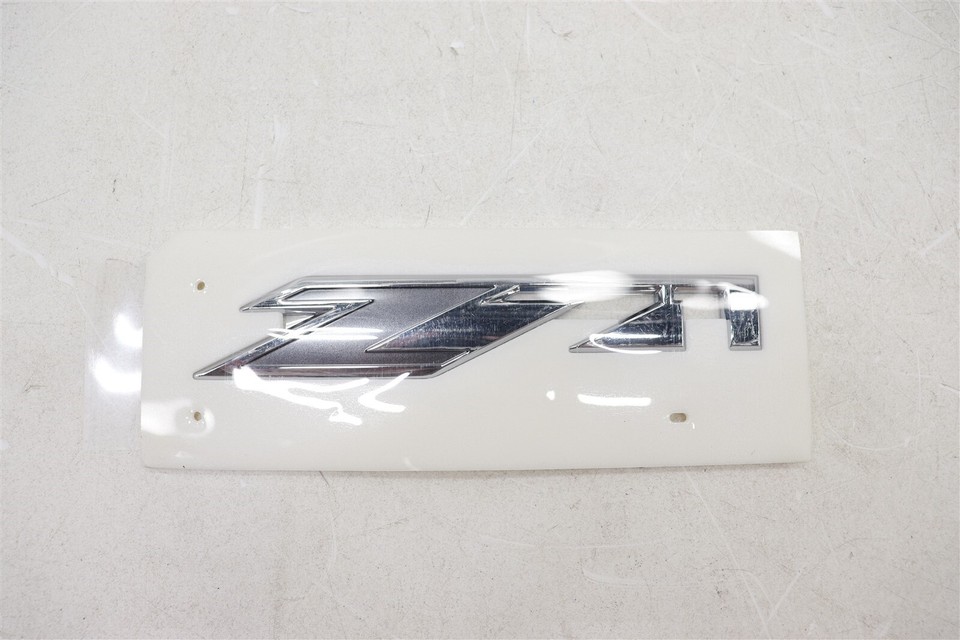 NEW OE GM Z71 Fender Emblem Badge Chrome 23172677 GMC Sierra 2500 3500 ...