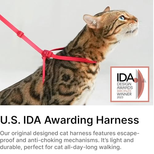 Cat Harness and Leash Set - U.S. IDA Bronze Awarding Design, Escape ...