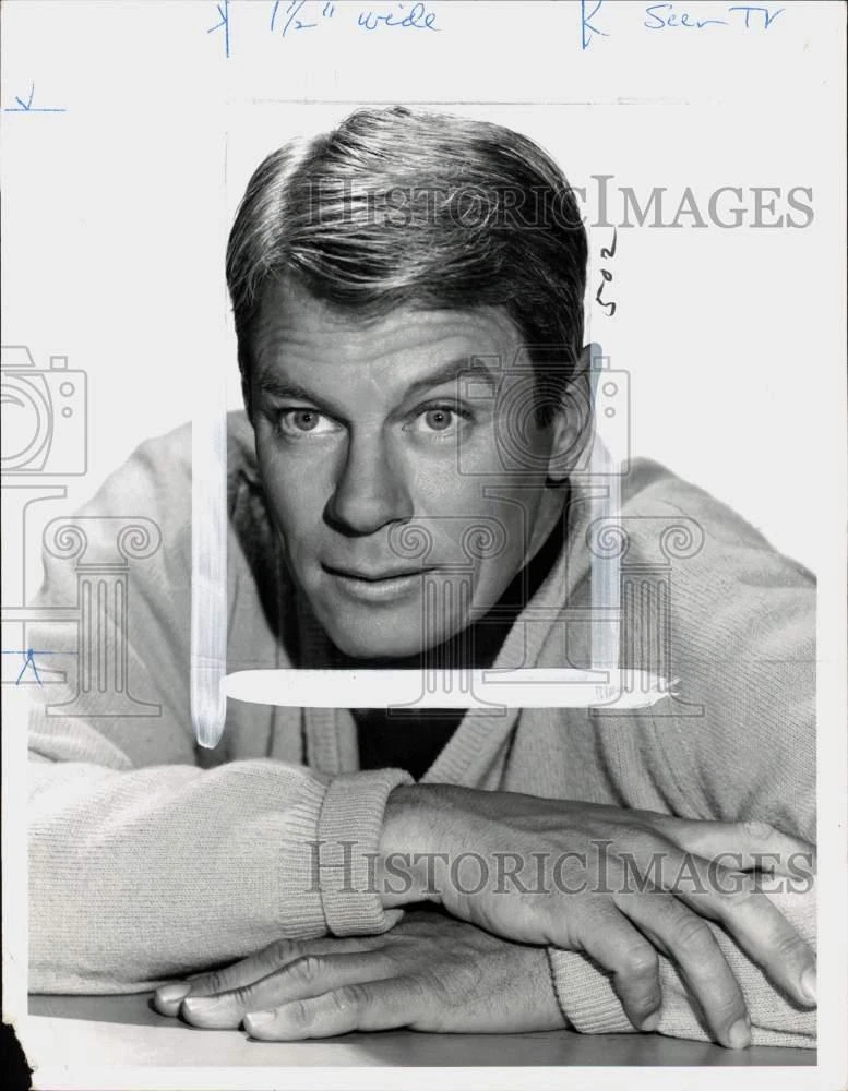 Peter Graves