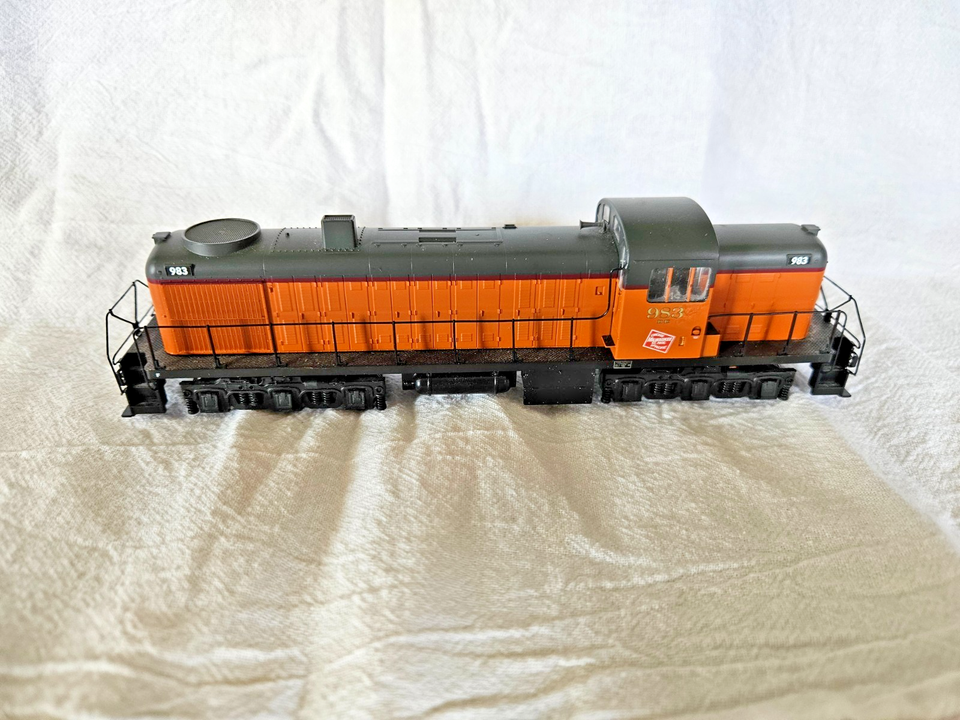 HO Scale 31291 Proto 1000 Milwaukee Road RSC2 Powered Loco # 983 | eBay