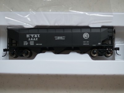 BOWSER HO 42297 40' 3-BAY 70 TON OFFSET COAL HOPPER DET TOL & IRON DT&I ...