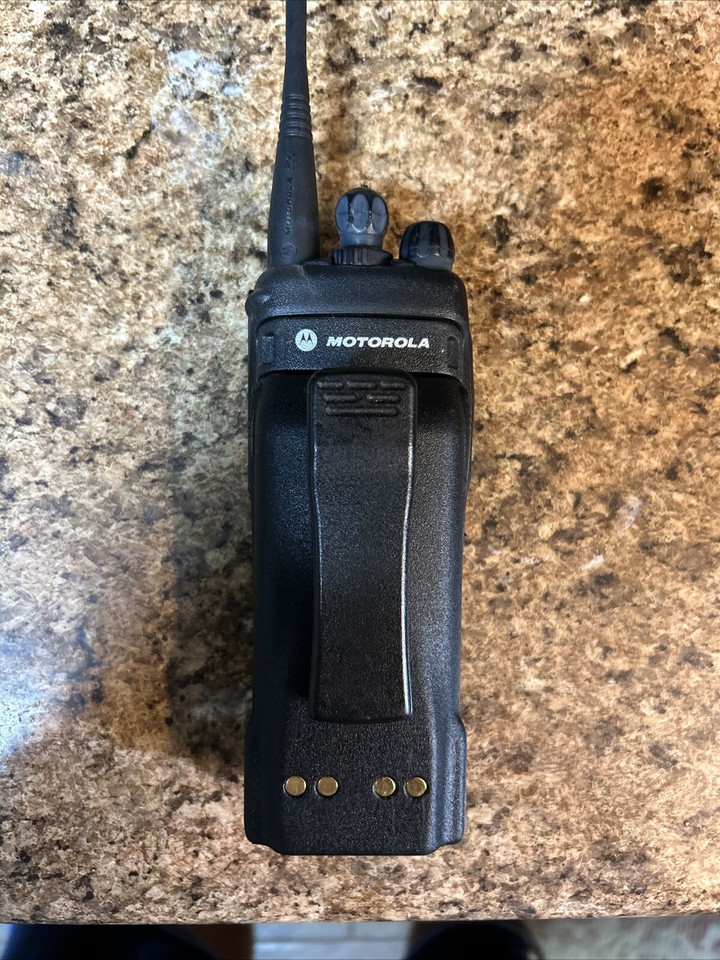 Motorola XTS 2500 Two Way Radio 800 MHZ, P25 H46UCD9PW5AN | eBay