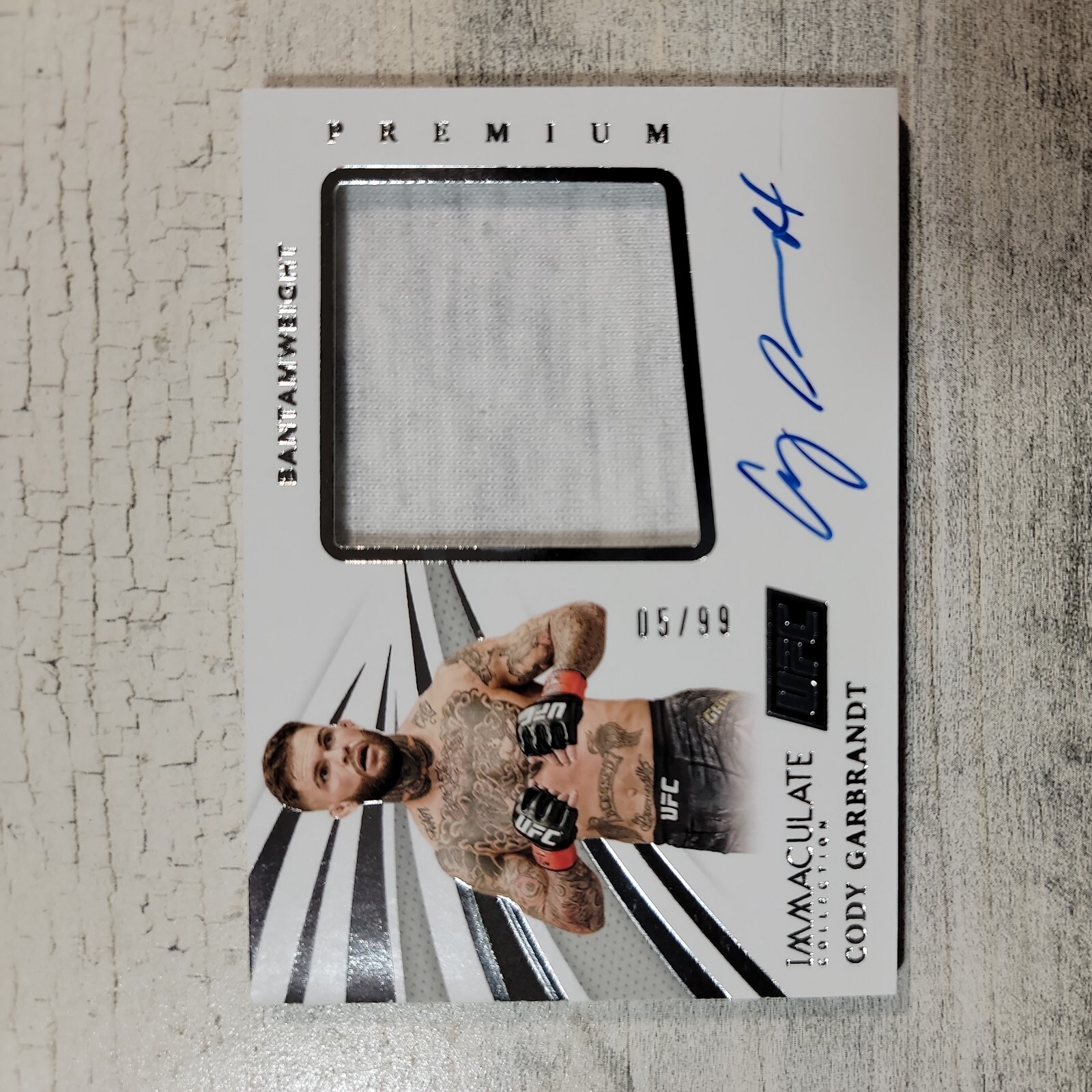 2021 Panini Immaculate UFC Premium Relic Auto #PM-CGB Cody Garbrandt ...