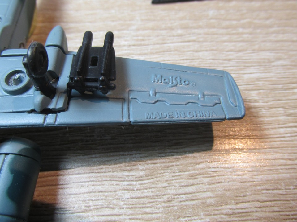 1/150 MAISTO Fairchild A-10 Thunderbolt II DIECAST Military Aircraft w ...