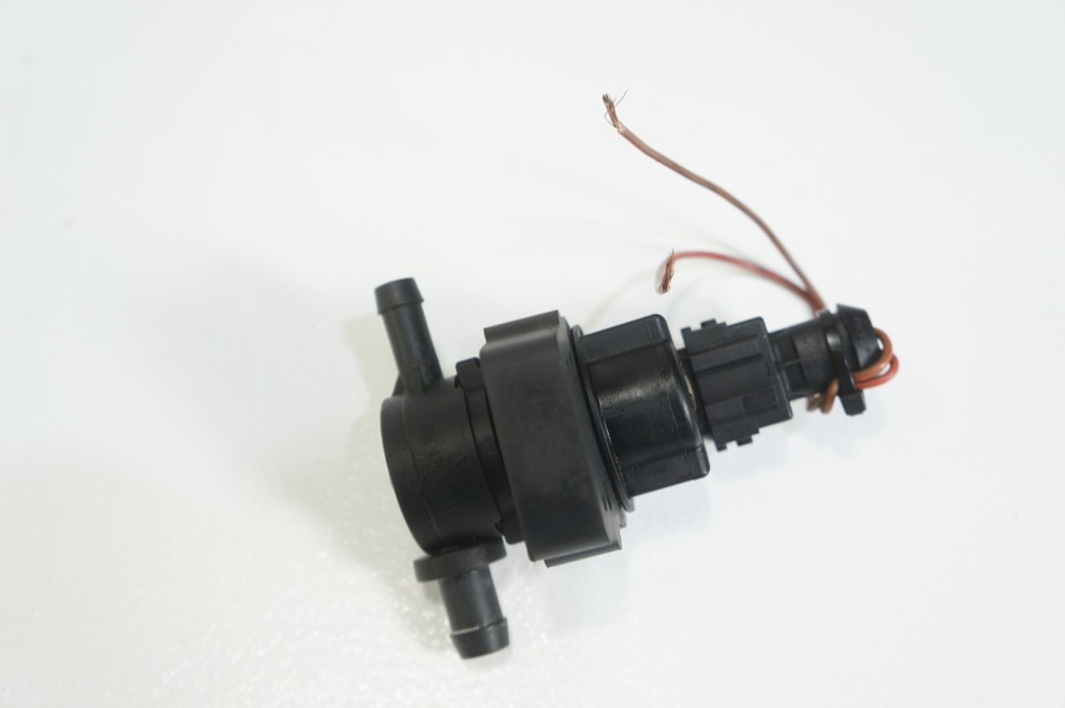 Crossfire Mercedes S550 C250 S450 CL550 Fuel System Purge Valve ...