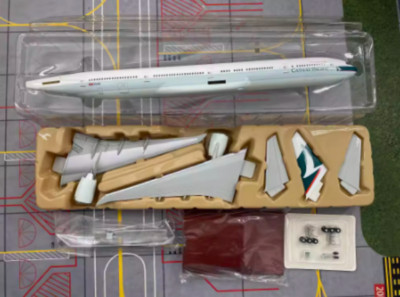 1:200 37CM Hogan CATHAY PACIFIC BOEING 777-300 Airplane ABS Plastic ...
