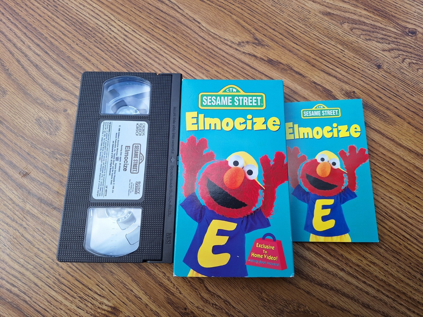 Elmocize VTG VHS 1996 Elmo Kids Video Sesame Street Exercise Workout ...