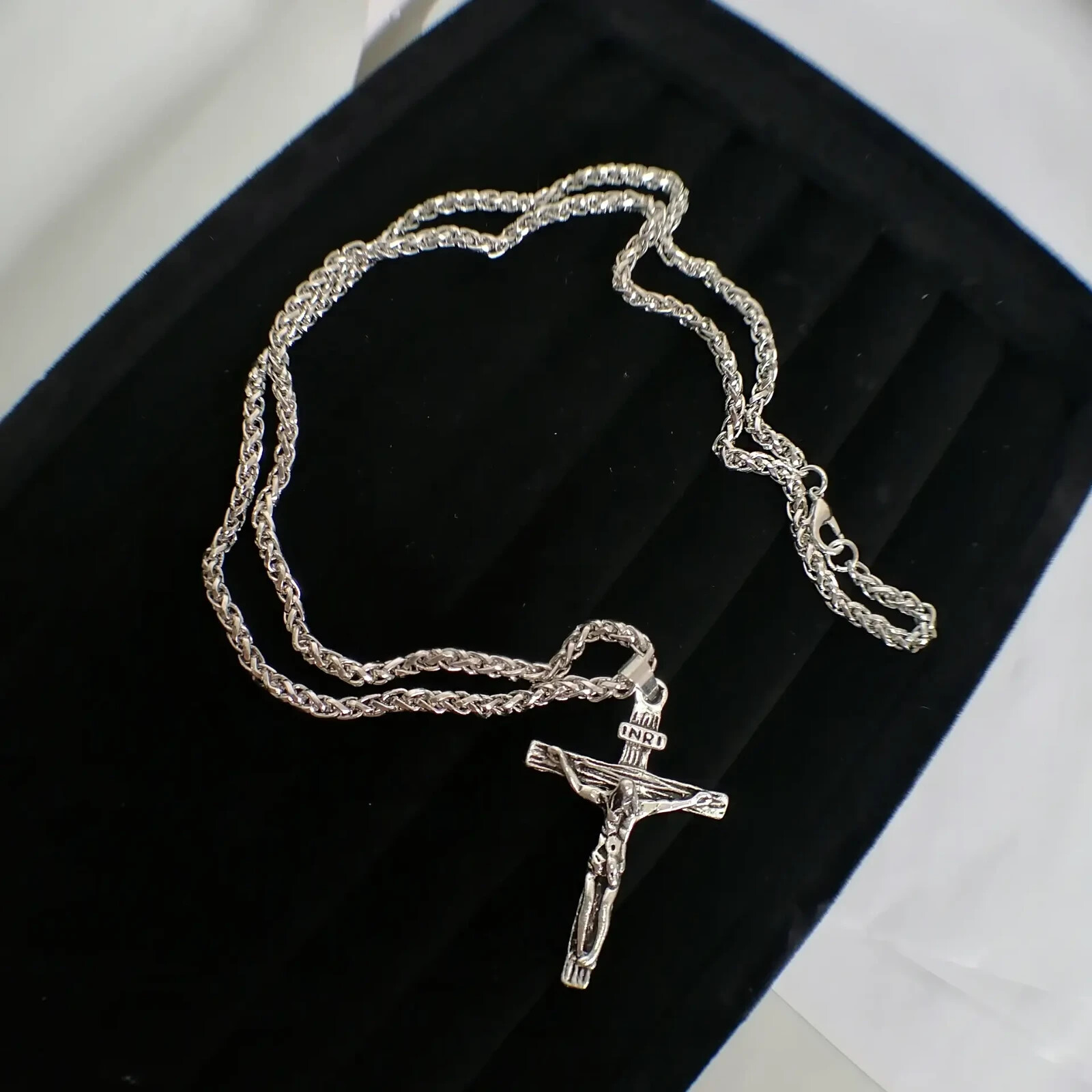 Mens Womans Crucifix chain Necklace cross Catholic Pendant Jesus ...