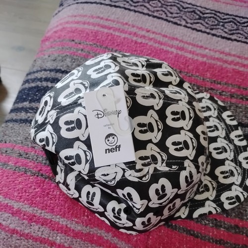 Disney Collection by Neff Cap Mickey Mouse Black / white Snapback ...