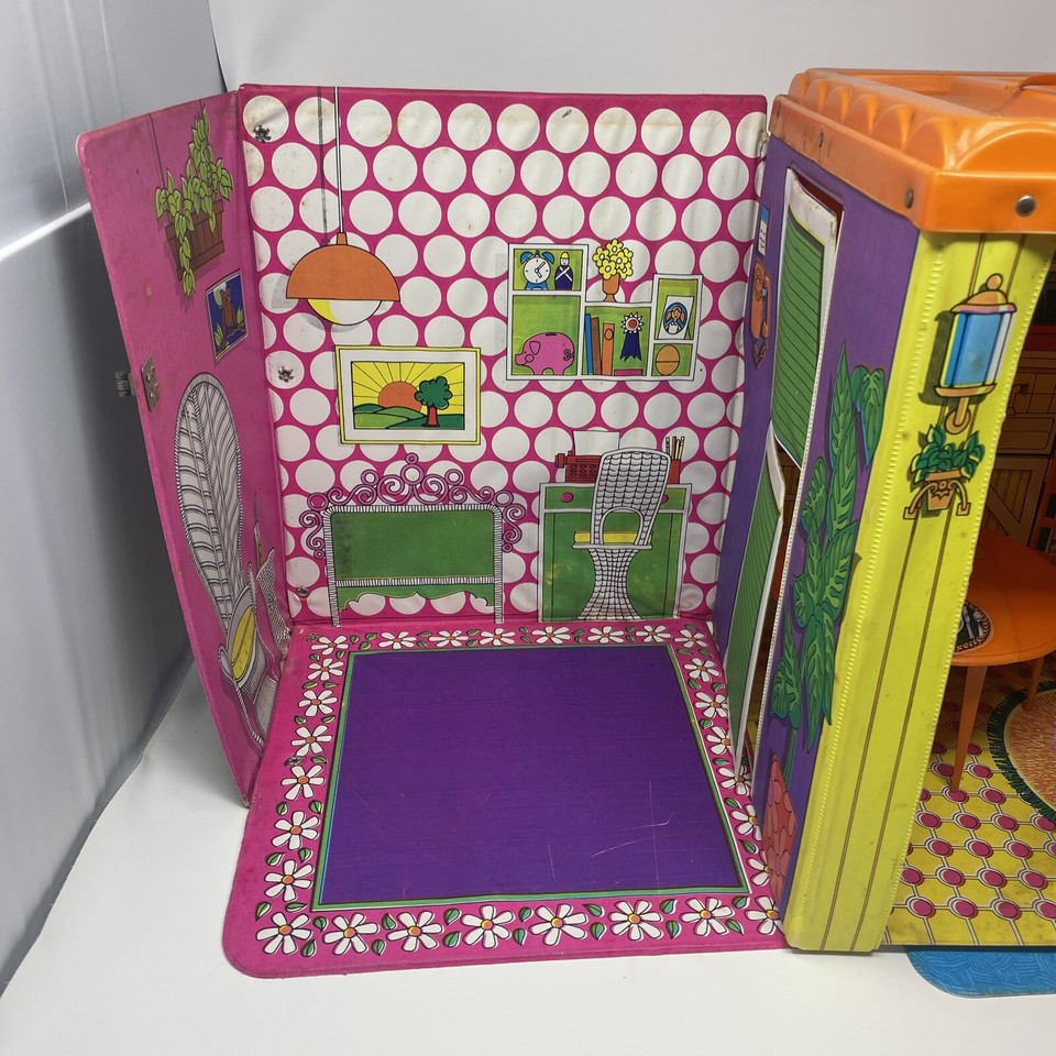 VTG 1973 Barbie Country Living Home Doll House w Furniture No.8662 ...