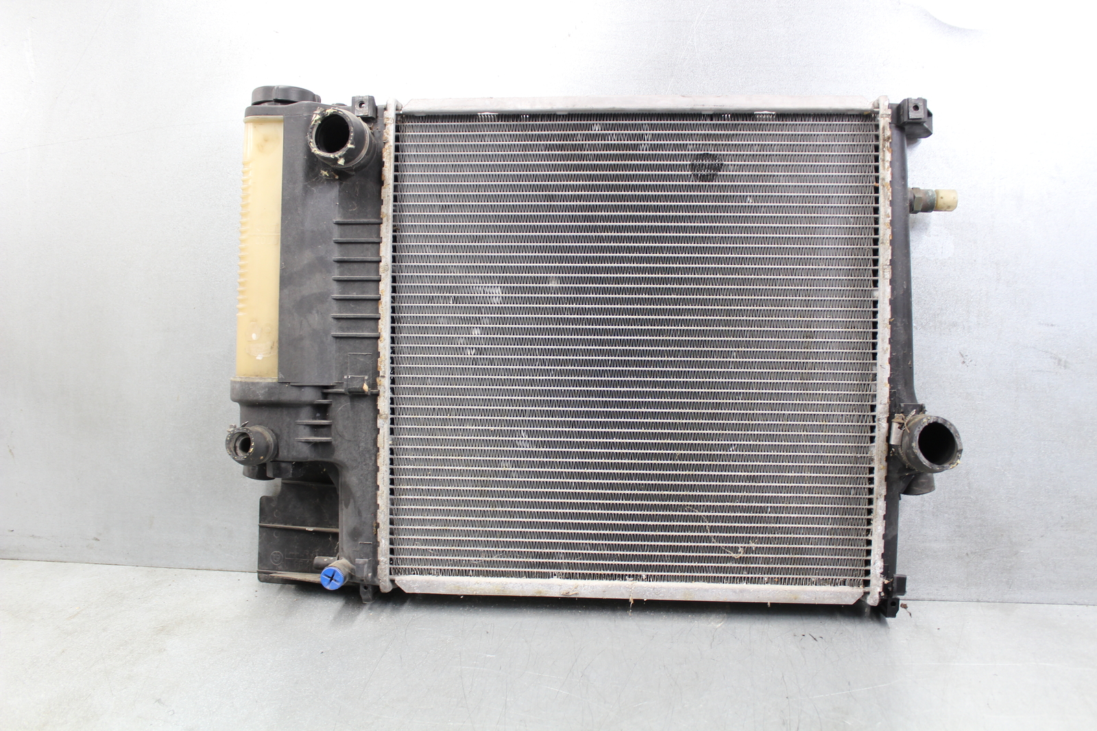 OEM BMW E36 M42 M44 Radiator Coolant Reservoir Tank 93-99 318i 318is ...