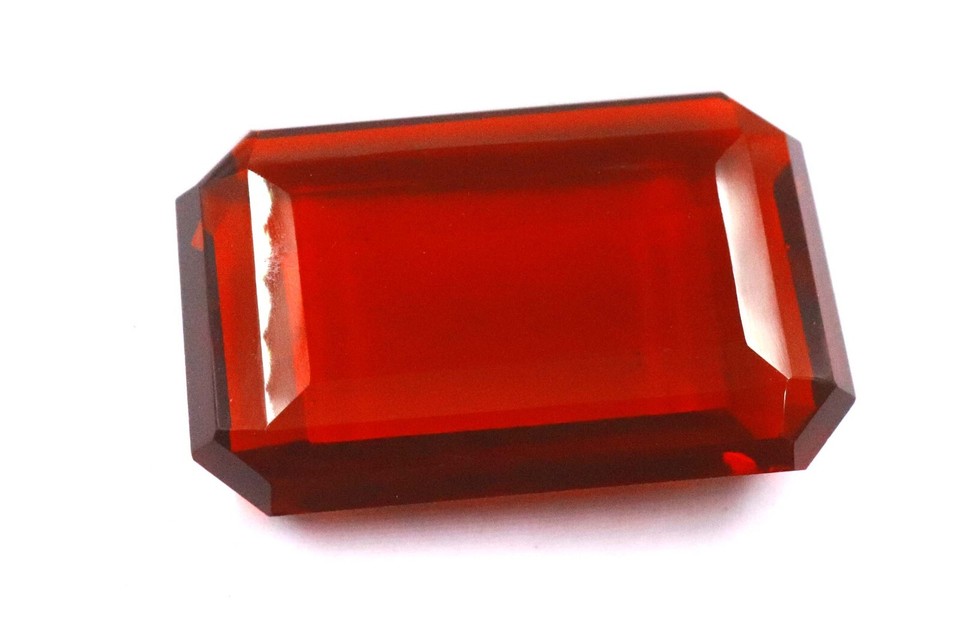 Transparent Brazilian Red Topaz 165.20 Ct Emerald Cut Certified/47mm ...