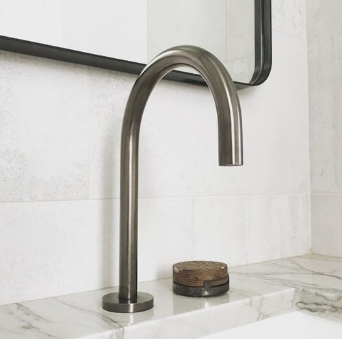 BRAND NEW IN BOX!!! KITCHEN FAUCET BY WATERMARK | eBay