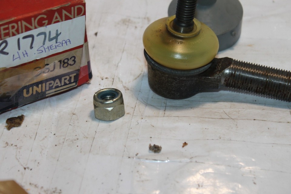 Leyland Sherpa Track Rod End LH New Genuine Unipart GSJ183 Freight ...