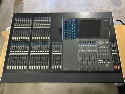 Yamaha M7CL-32 32-Channel Digital Mixing Console Pro Audio Equipment | eBay