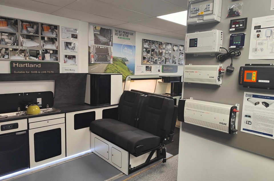 Campervan Furniture Black/Silver Shelf Aluminium Corner Profile 1250/ ...