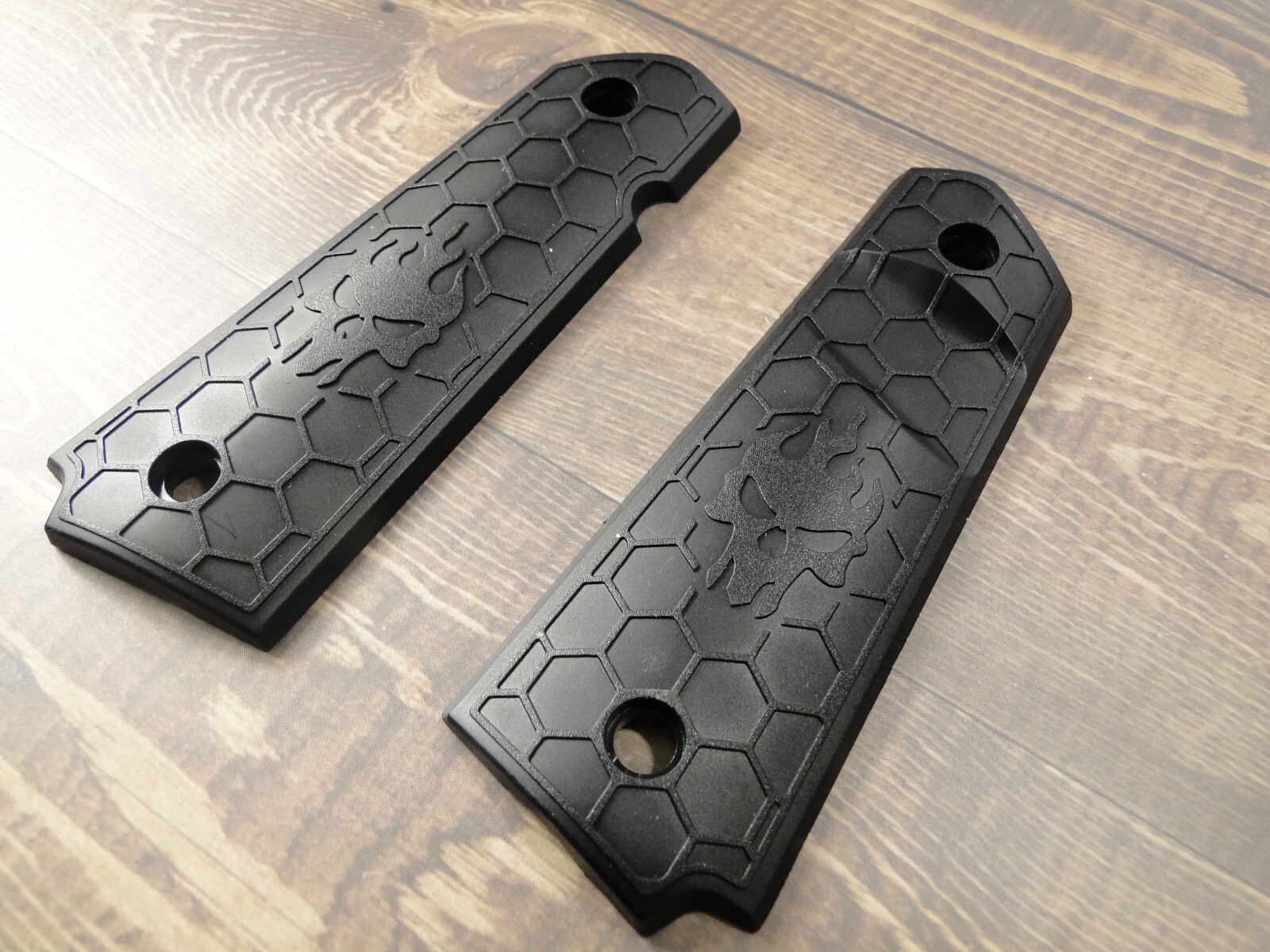 1911 Hand Grips Black Poly Demon Grips | eBay