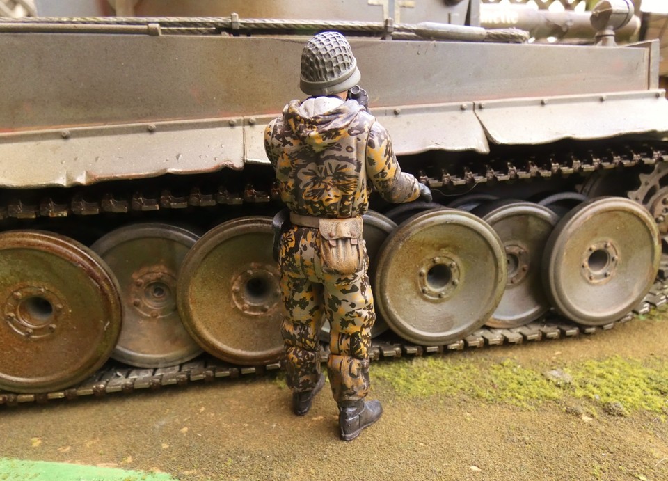 1/16 Built German Tank Commander 2 | eBay UK