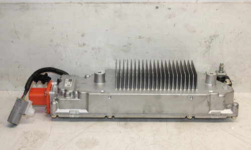 OEM Hybrid DC Converter Inverter Toyota RAV4 04003-15142 (VN72) | eBay