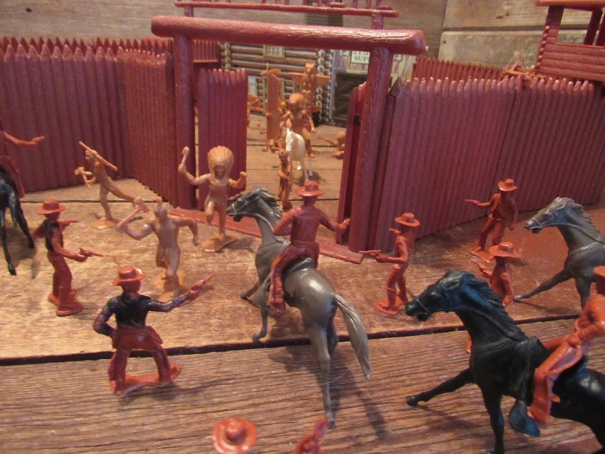 Toy Fort Apache Playset