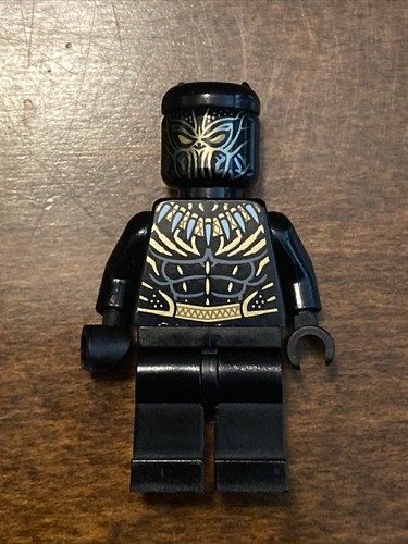 LEGO Erik Killmonger Minifigure (Golden Jaguar) Super Heroes Black ...