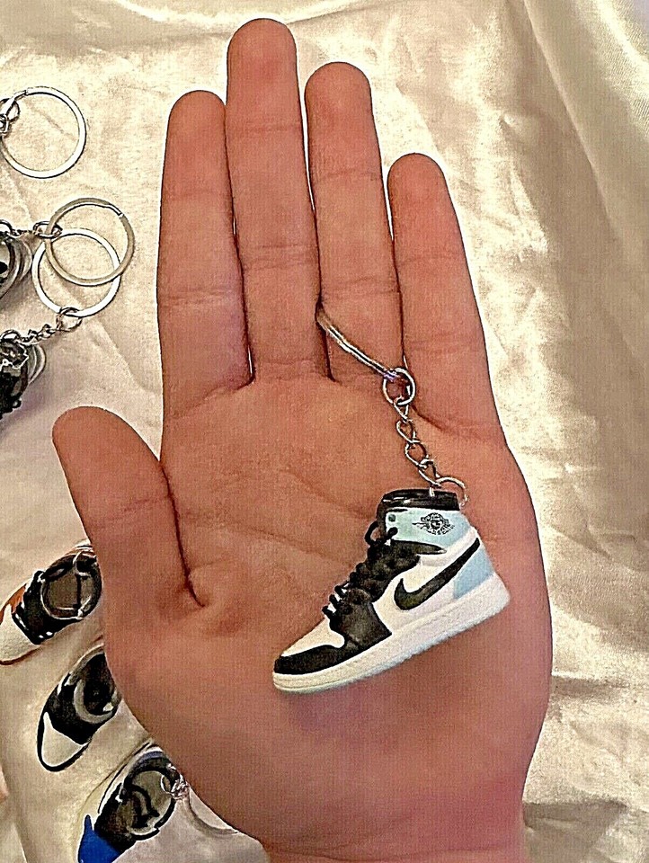 Mini Nike Keyring Sneakers 🔥3D Jordan 1 keychain Trainer Sports Shoe ...