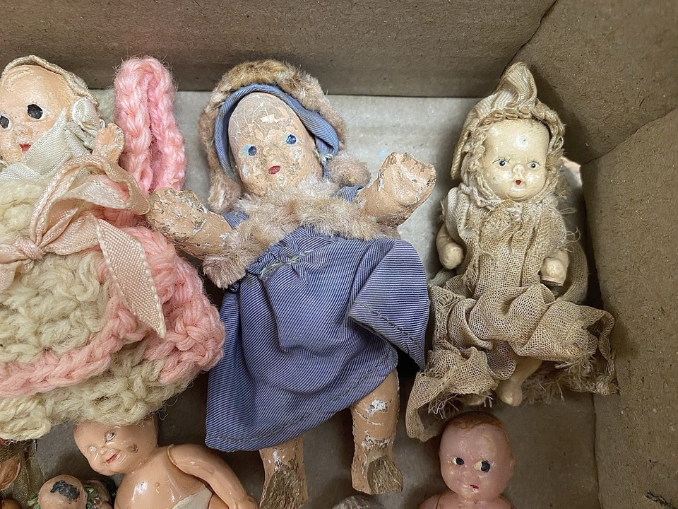 Lot Of 18 Small Vintage Dolls Some Bisque, Rubber, Plastic, And 2 ...