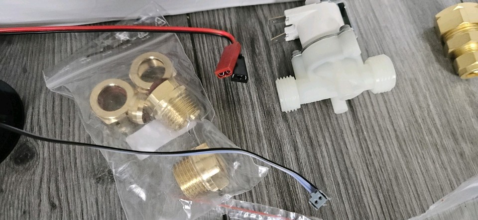 Armitage Shanks A4171AA SENSORFLOW21 Electronic Basin Mixer with Sensor ...