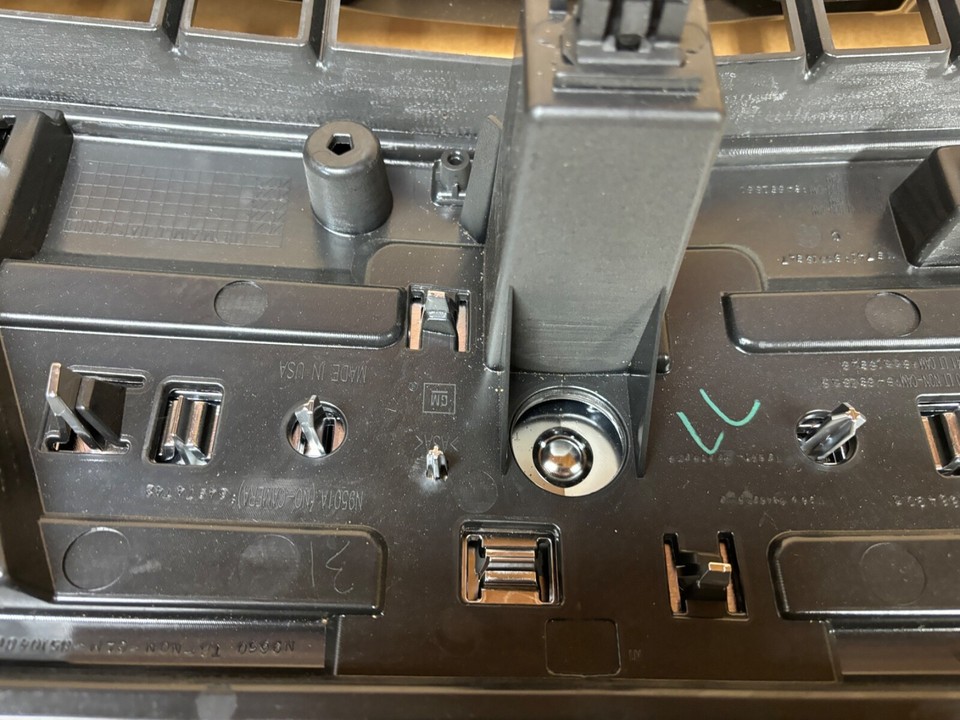 2022-2023 Chevy Silverado LT Crew/Extended Chrome Grille 84692658 ...