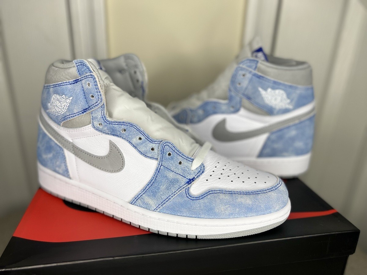 Nike Jordan 1 Retro High OG Hyper Royal UNC Lost & Found Nike Jordan 1 Retro High OG Hyper Royal UNC Lost & Found