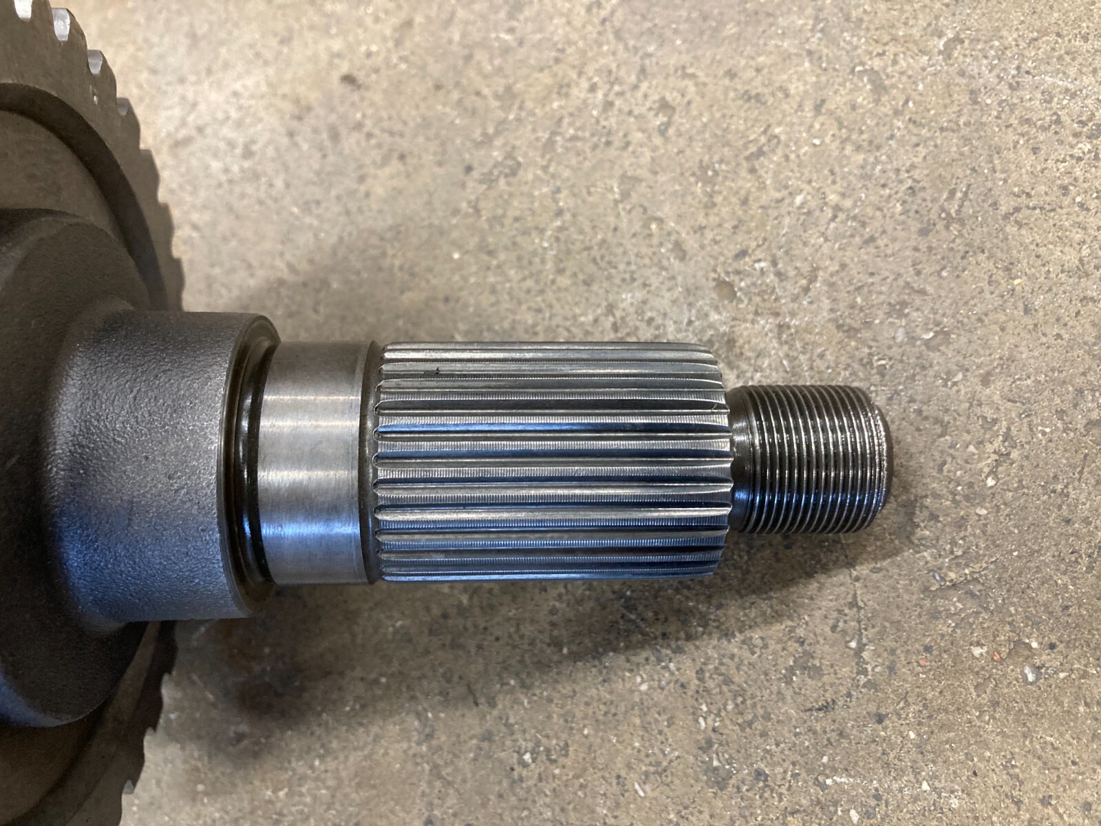 1995 NP241DHD Transfer Case Front Output Shaft Dodge Ram Cummins Diesel ...