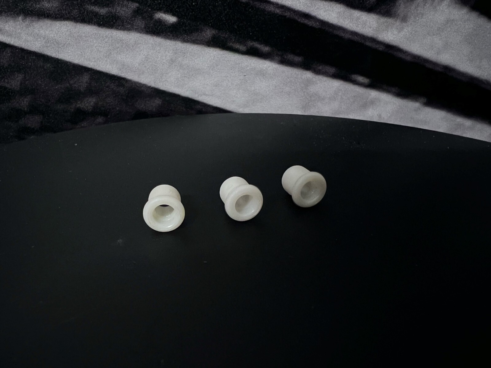 Genuine Mercedes-Benz Rear Boot Trunk Lid Badge Star GROMMETS X3 ...
